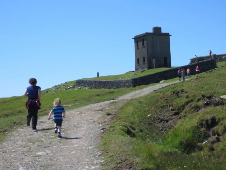 Bray Head Loop Walk and Skellig View, Valentia Island, Kerry | Location ...